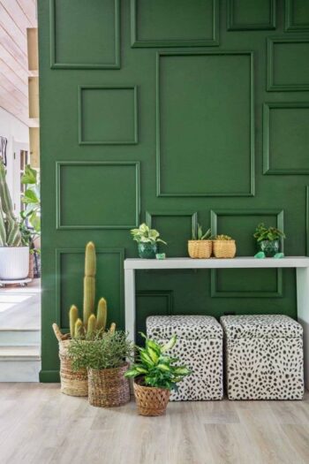 5 Ways to Use Kelly Green Color in Your Home Design - The iambic